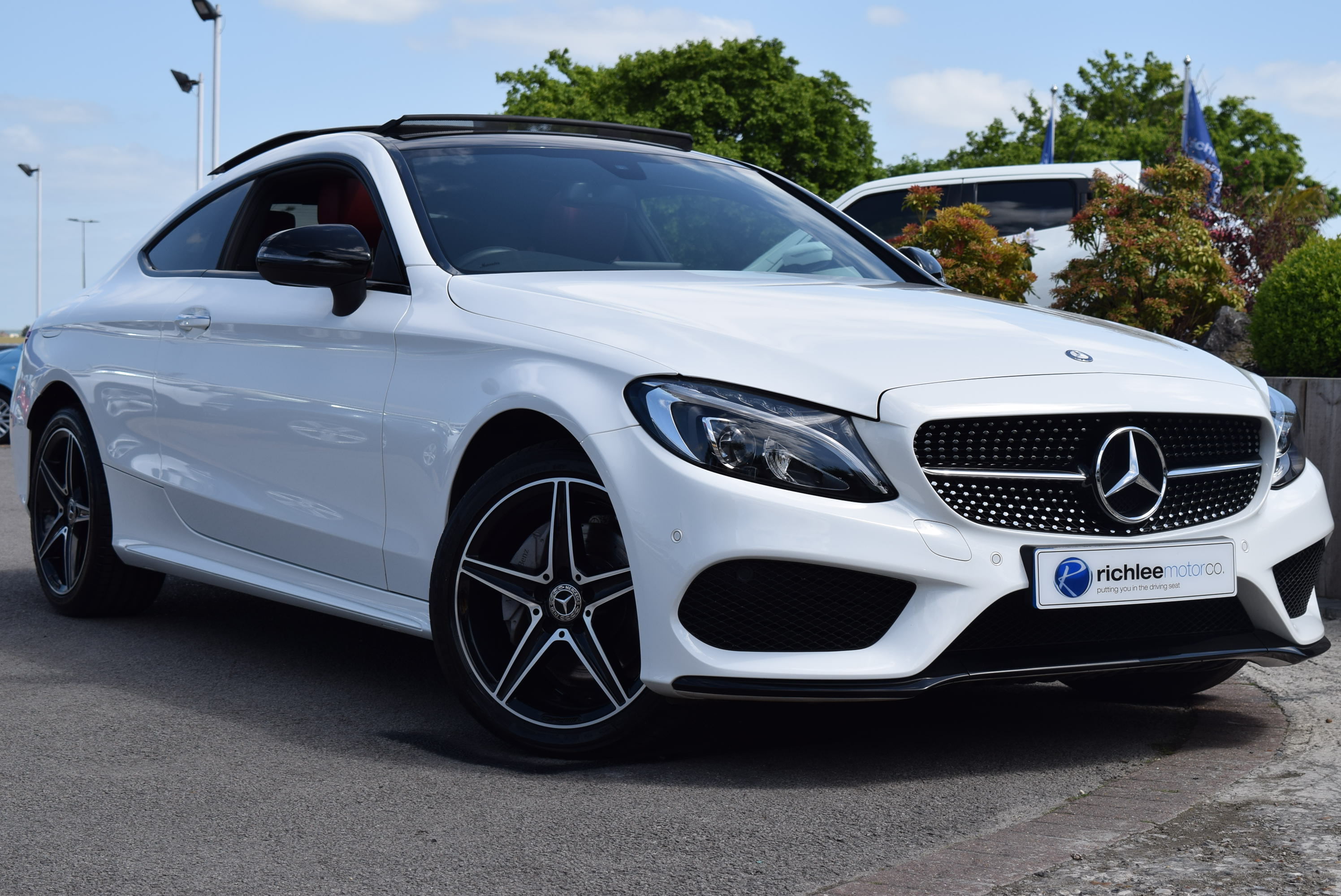 MERCEDES BENZ C CLASS C220d 4Matic AMG Line Premium 2dr Auto For Sale MERCEDES BENZ C CLASS C220d 4Matic AMG Line Premium 2dr Auto For Sale